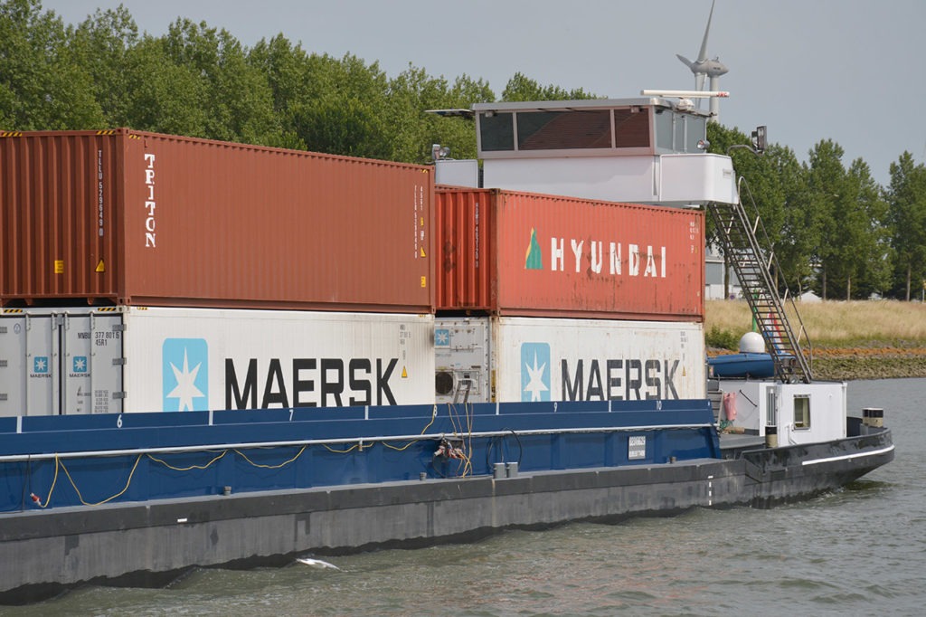 Binnenvaart moet het hebben van meer containers - Binnenvaartkrant