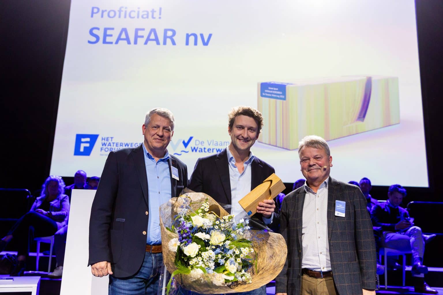 De Vlaamse Waterweg eert pioniersrol Seafar met Boegbeeld ...