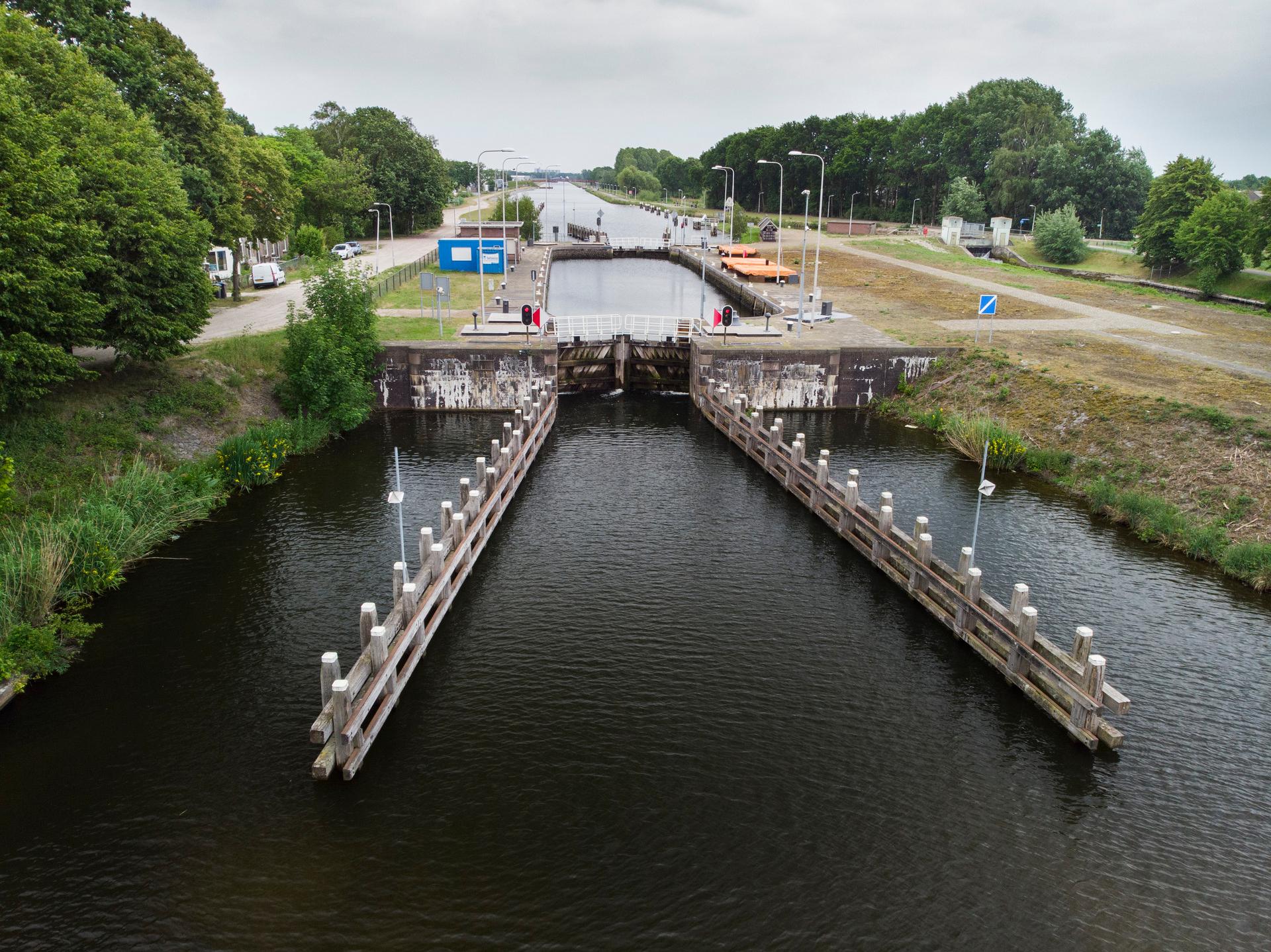 Sluis II is vanaf maandag 15 april weken dicht - Binnenvaartkrant