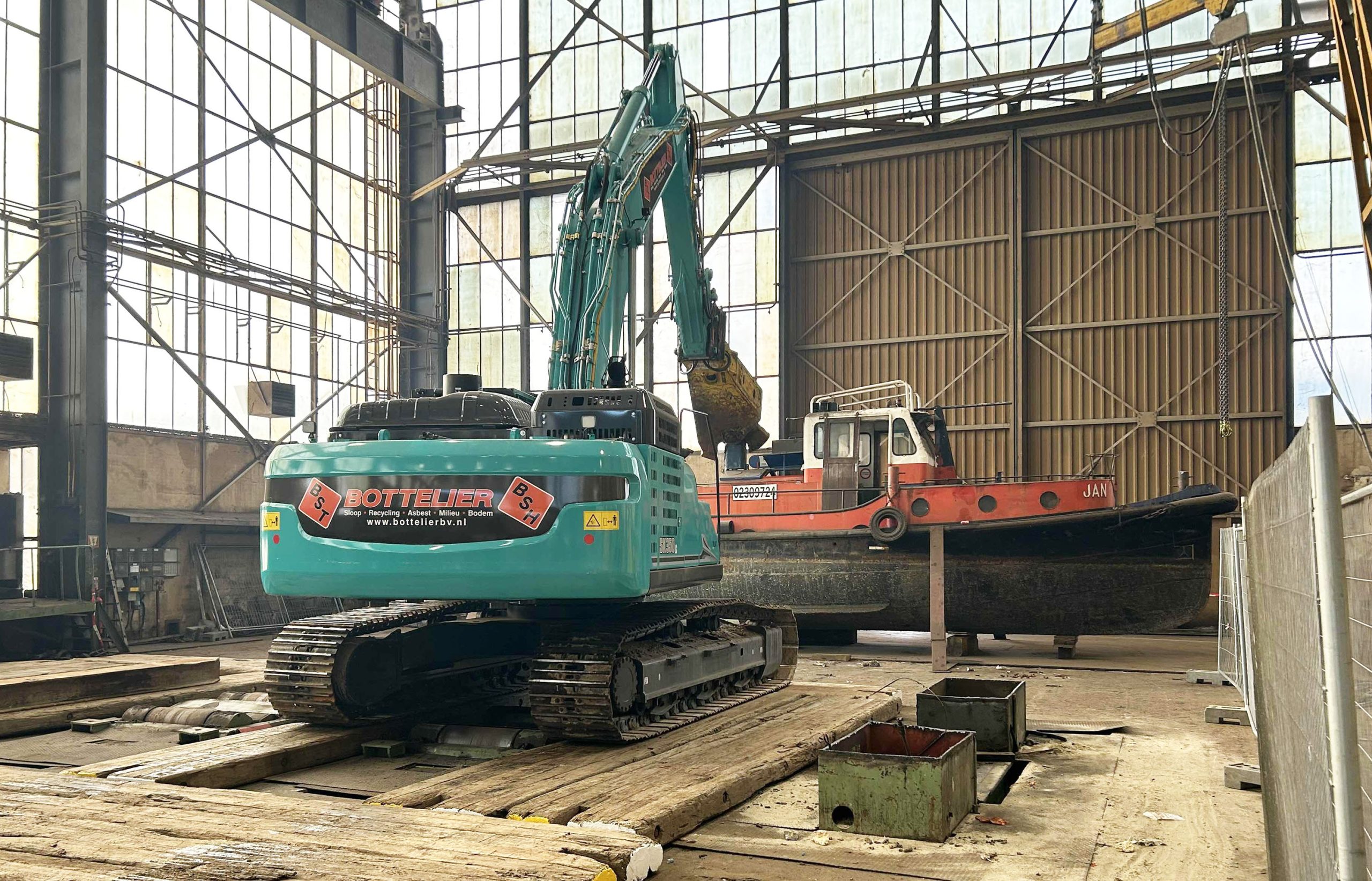 Damen sloopt sleepboot Jan circulair - Binnenvaartkrant