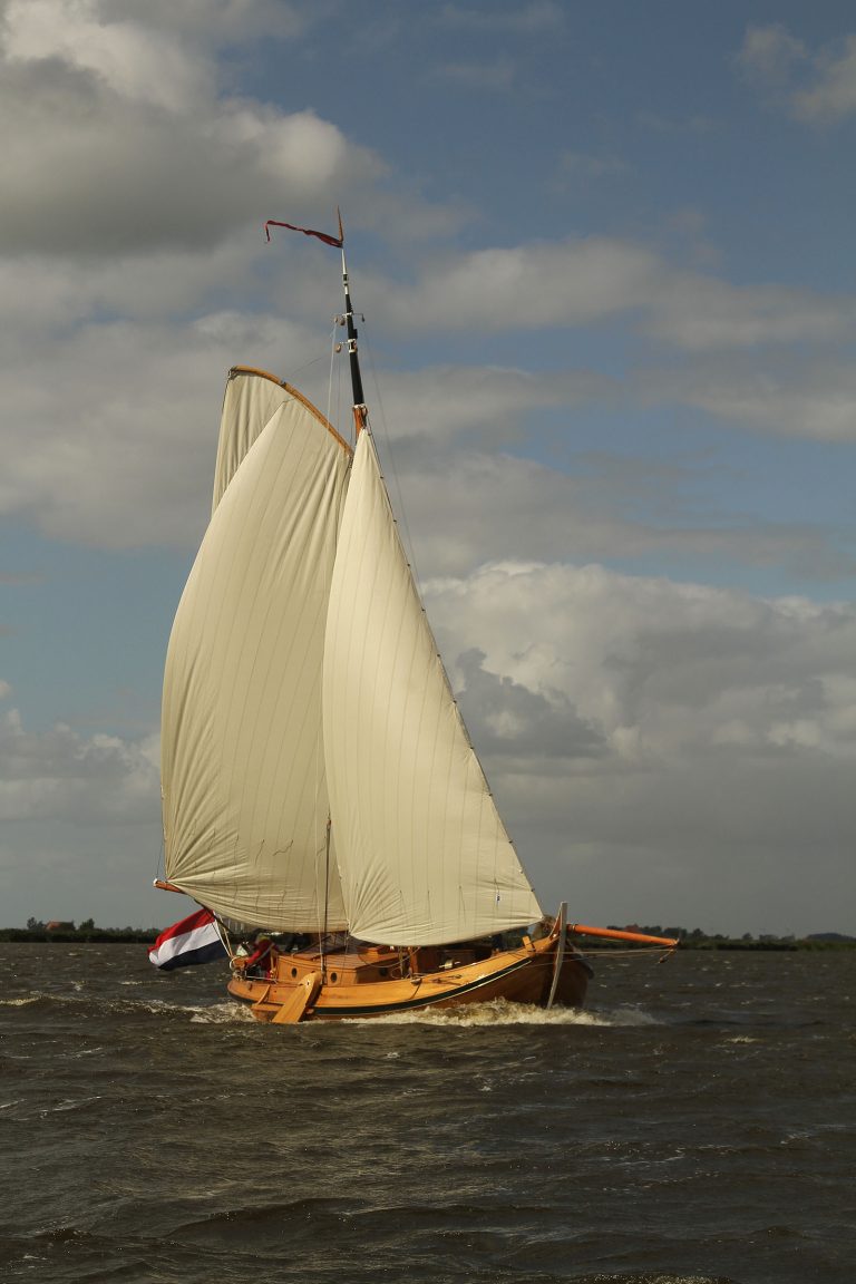 Jan van Seumeren zoekt liefhebber voor botterjacht Fides - Binnenvaartkrant